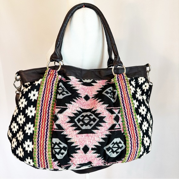 Noonday Collection | Bags | Noonday Collection Companion Travel Large ...